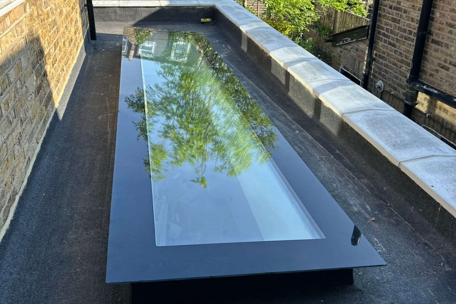 Flat Roof Skylight Solutions – Leakproof Design Regal Glass