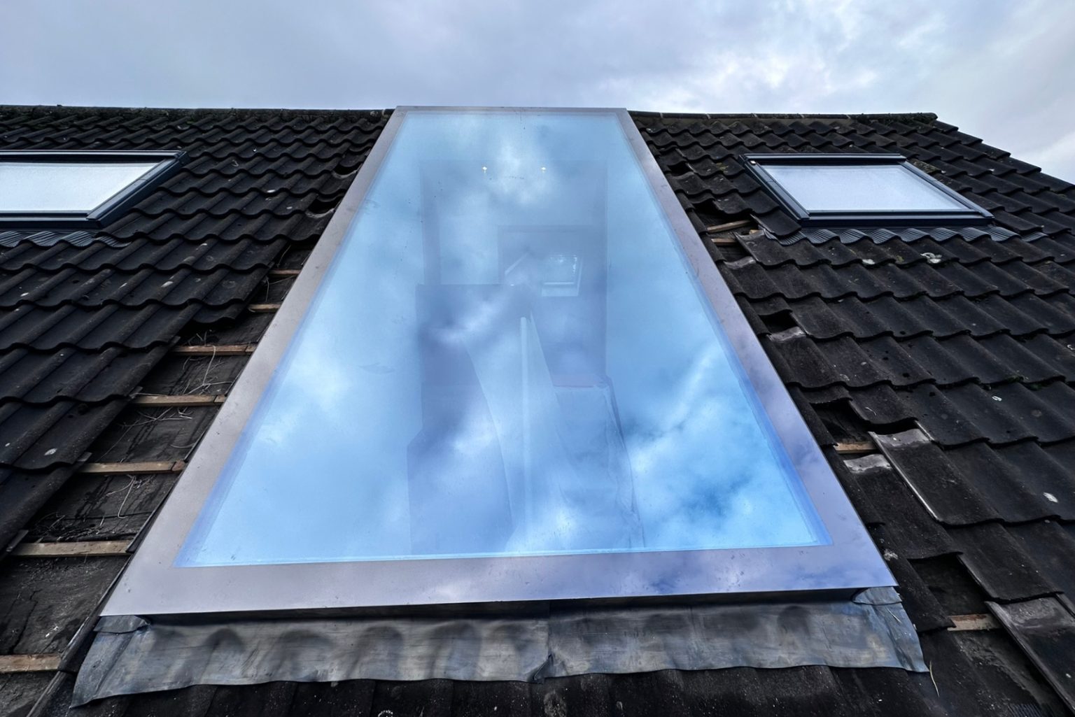 600 × 1200 mm Fixed Pitched Roof Skylight | KingsView